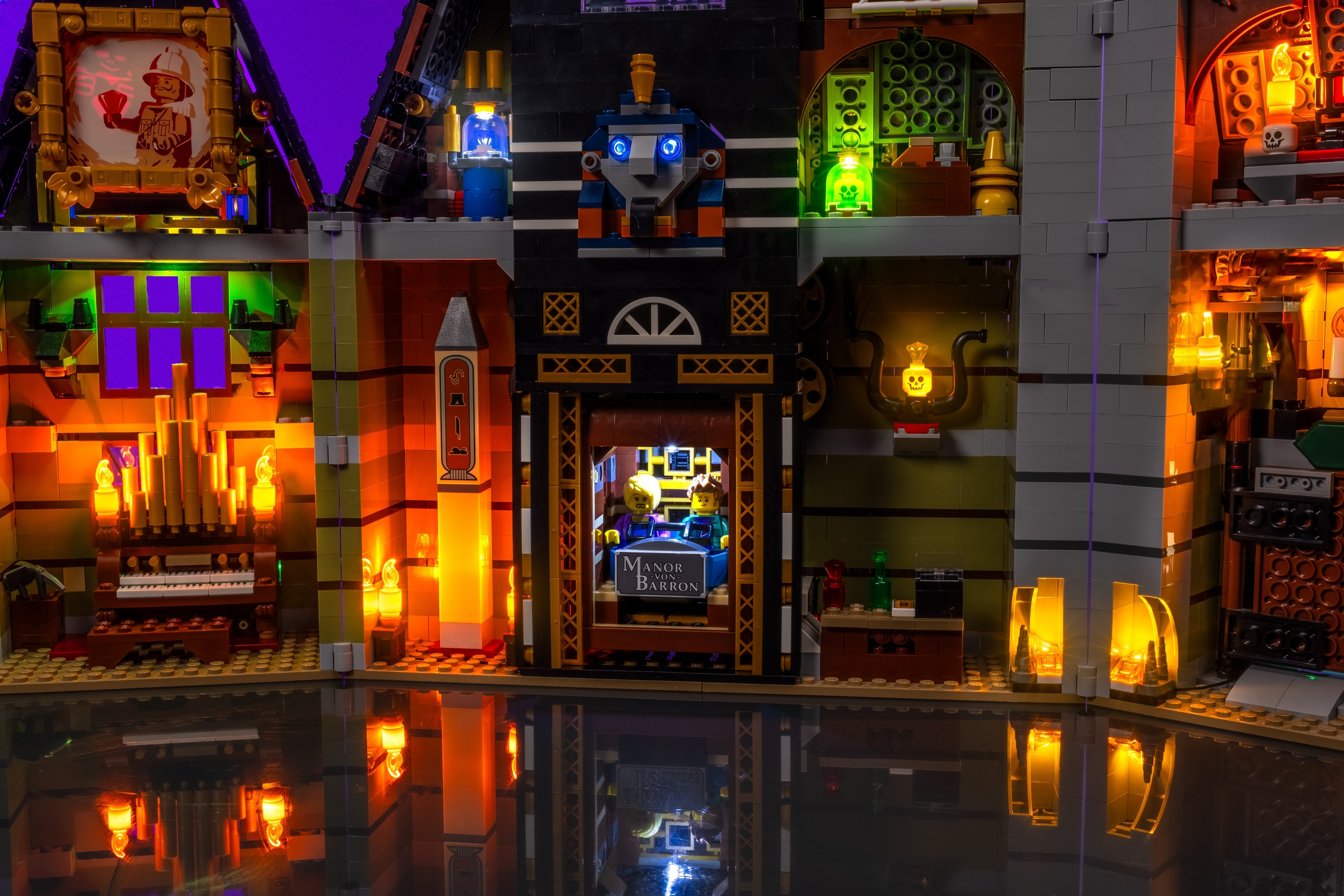 10 Spooky Ways to Take Your Halloween LEGO® Display to the Next Level ...