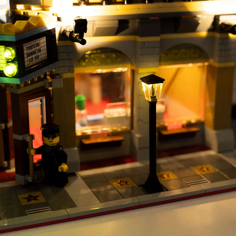 LEGO® Palace Cinema #10232 DIY Light Bundle – Light My Bricks USA
